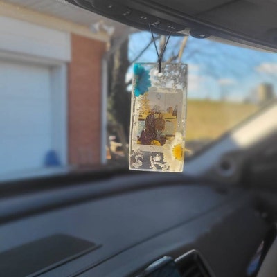 Custom Anime Resin Photo Keychain Custom KPOP Resin Photo Keychain ...