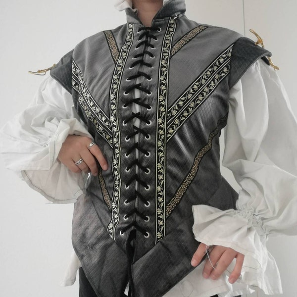 TV225 1878 Fantail Skirt Sewing Pattern by Truly Victorian - Etsy