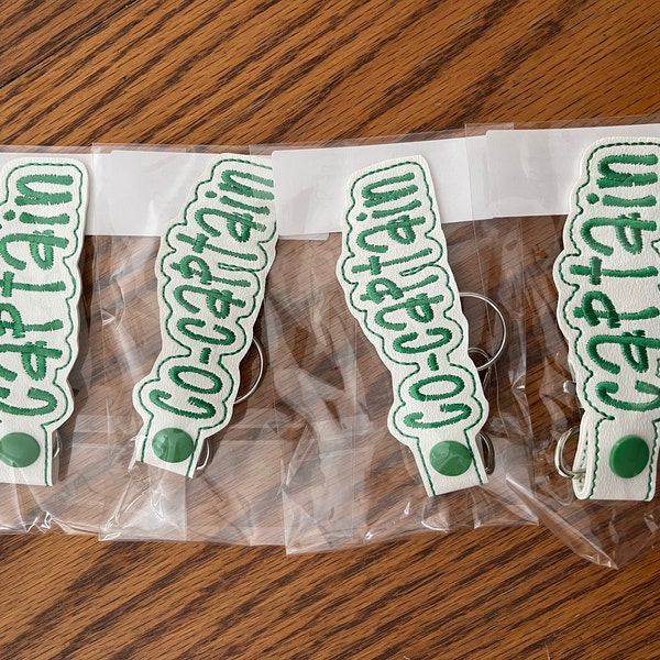 Captain Cheerleader Name Tag Keychain, Captains Keychain, Cheer ...