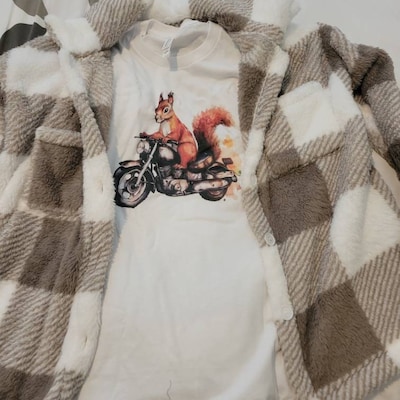 Squirrel T-shirt, Funny Squirrel Gift, Squirrel Lover Tshirt, Cute ...