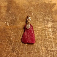 10 Stück natürlicher roher Rubin, Größe 8-13 mm, roter Kristall Rubin ...