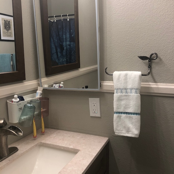 Hand Towel Bar - Etsy