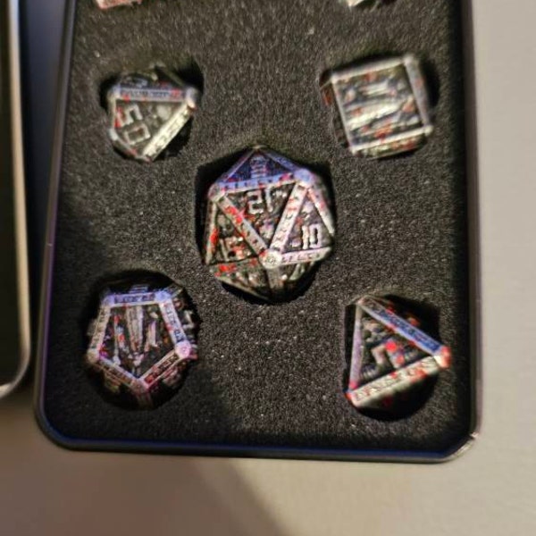 Colorful Magic Crystal DND Dice Set Gift Sharp Edge D&D Dice Chameleon ...