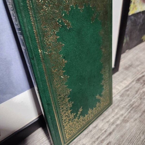 Set of 25 Vinyl Covered Books by Guild Books. Mixed Authors and Colours ...