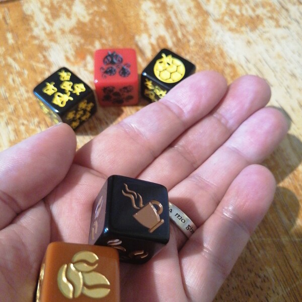 Coffee Dice / Set of 2 / D6 - Cup, Caffine, Coffee Bean - Etsy