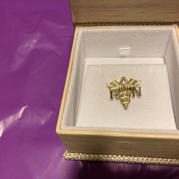 Radiologic Technologist RT Graduate Pin - Etsy