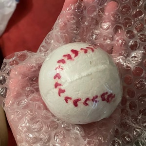 Butter Blaster Moisturizing Bitty Bomb Bath Bomb // Organic - Etsy