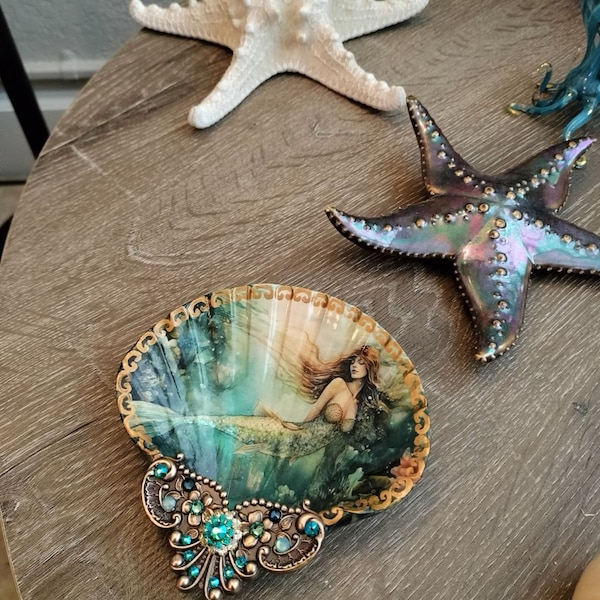 Decoupaged Mermaid Shell Jewelry Dish: Rhinestone Coastal Decor - Etsy