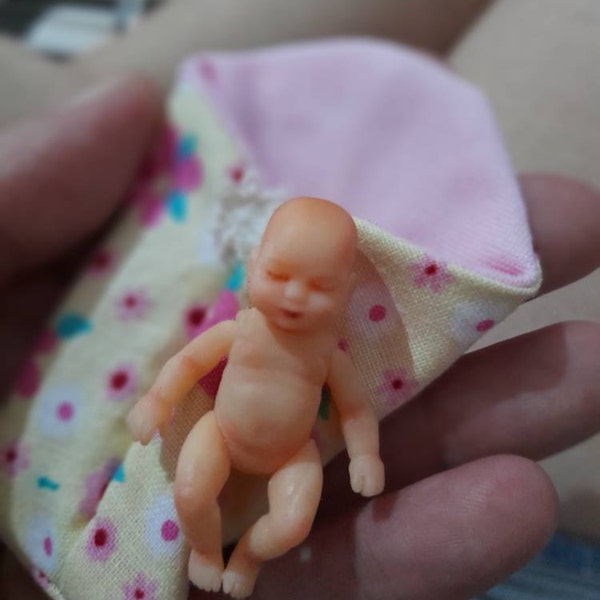 Dolls House 1/12th Scale Miniature Baby With Moving Head and Limbs ...