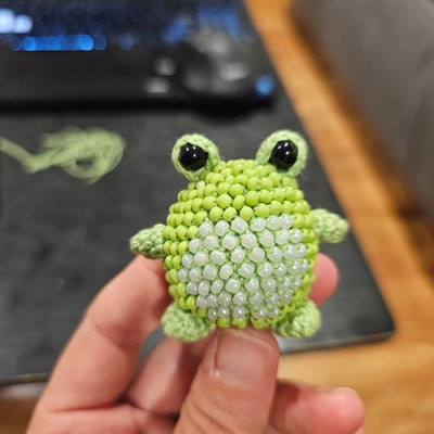 Bead Crochet Frog Pattern PDF: Make Your Own Bead Crochet Frog ...