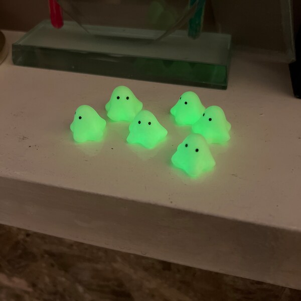 Glow in the Dark Mini Ghosts, Tiny Polymer Clay Halloween Decorations ...