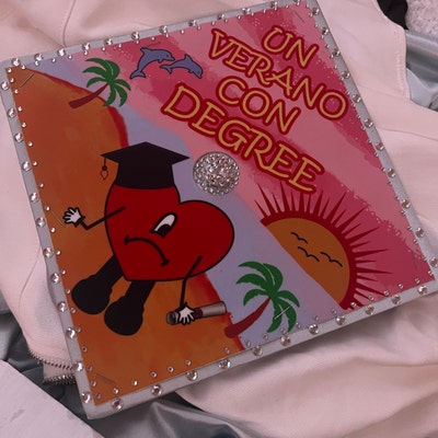 Bad Bunny Grad Cap Topper, Bad Bunny Un Verano Con Diploma, Bad Bunny ...