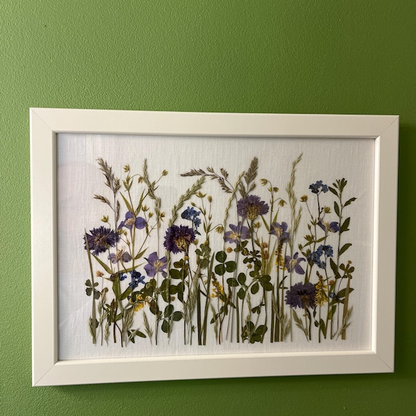 Pressed Flower Frame Made of Real Plants and Flowers, Dried Flowers in ...