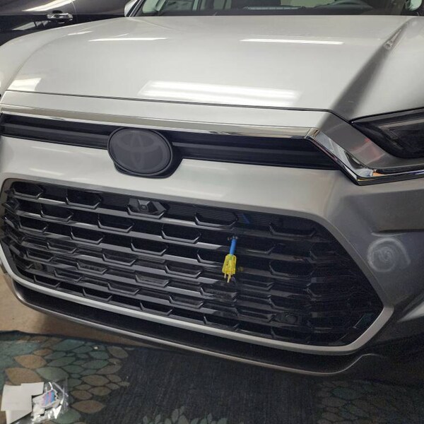 2017 - 2025 Toyota Highlander Front Stealth Emblem Vinyl Overlay Decal ...