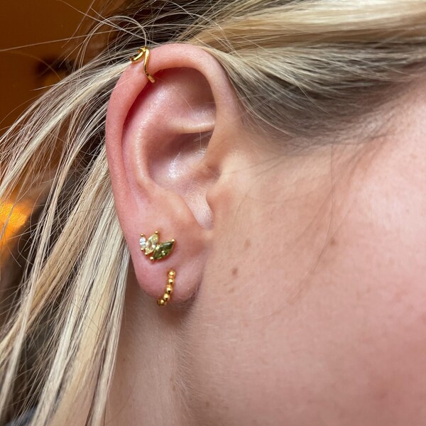 Peridot Leaf Stud Earrings by Caitlyn Minimalist • Green Crystal ...