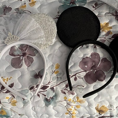 Bride and Groom Mickey and Minnie Ears Set Headbands Bride to Be Mickey ...