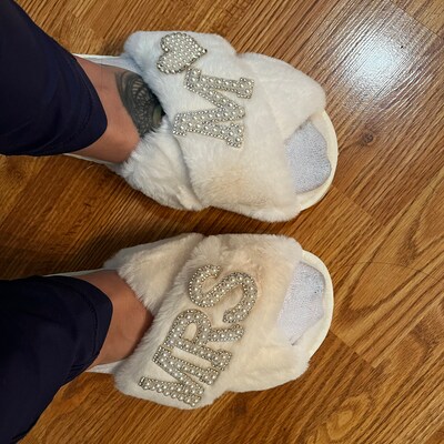 Bride Gift Pearls Slippers Rhinestone Fluffy Slippers Bridal Shower ...