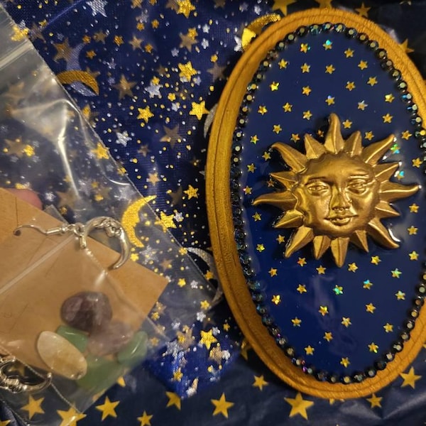 Man in the Moon Miniature Gold Ornate Frame, 90s Celestial Decor ...
