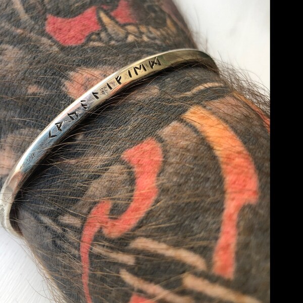 Custom Hammer Punched Silver Ring viking Era - Etsy