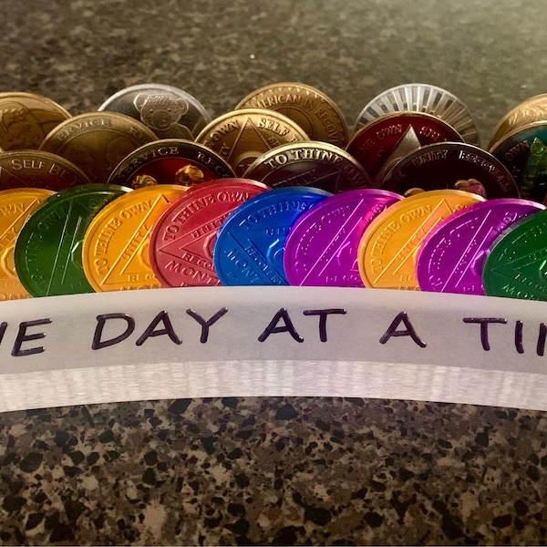 AA Coin Holder Display, One Day at a Time, Gift for Recovering ...