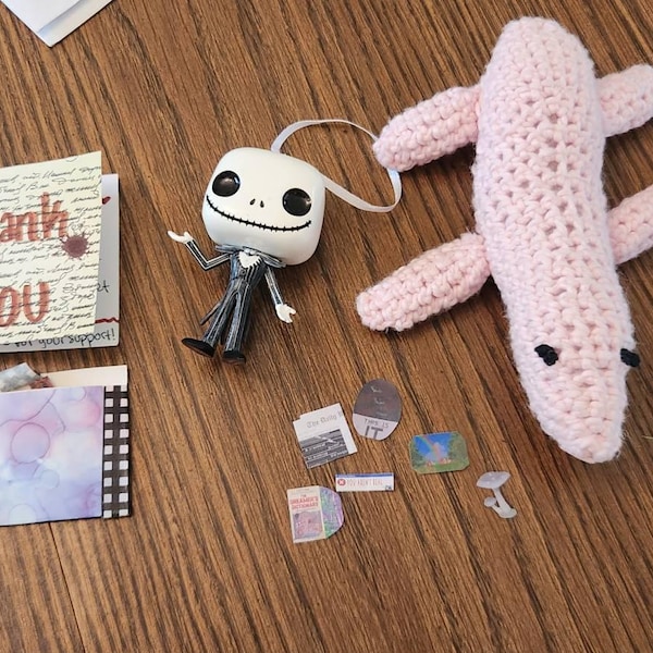 Weirdcore Gift Box - Etsy