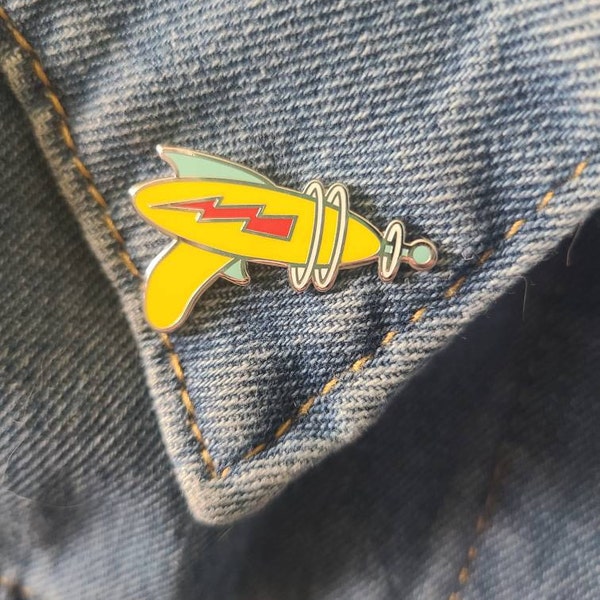Ray Gun Enamel Pin - Etsy