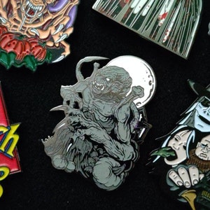 Pennywise Enamel Horror Pin | Etsy