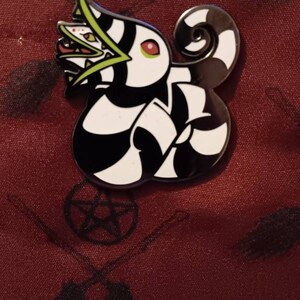 Sandworm Enamel Pin - Etsy