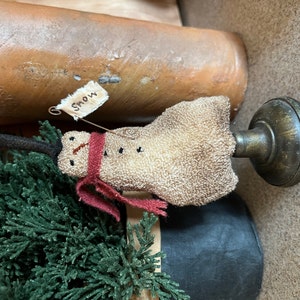 Primitive Punchneedle Sheep Spring Box - Etsy