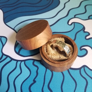 Walnut Ring Boxes - Etsy