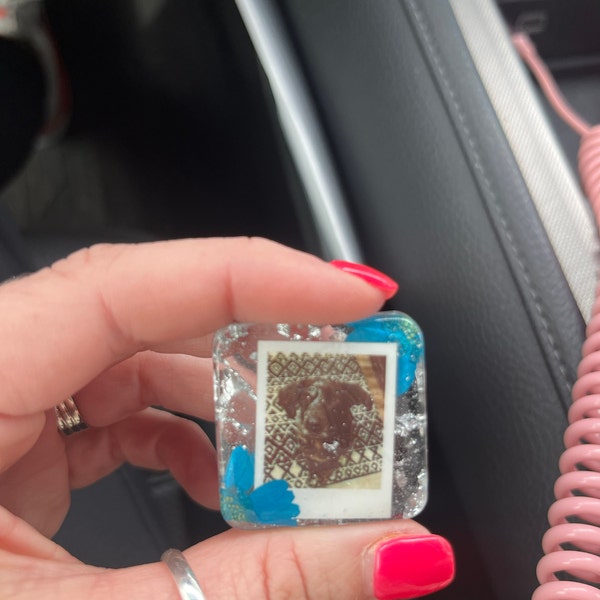 Custom Anime Resin Photo Keychain Custom KPOP Resin Photo Keychain ...