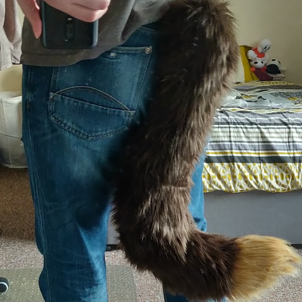 CUSTOM: Cat/feline Fursuit Tail -with Curve- - Etsy