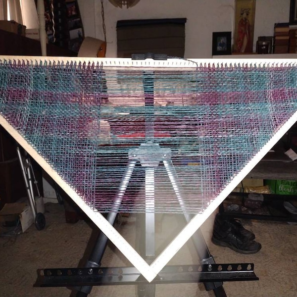 3 Ft RG Triangle Weaving Loom, Regular Gauge, Shawl Loom - Etsy