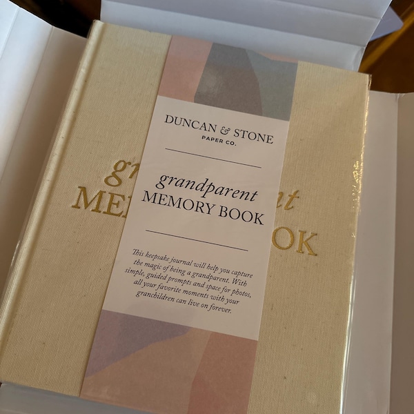 Holiday Memory Book: Christmas Scrapbook Album and Family Journal First ...