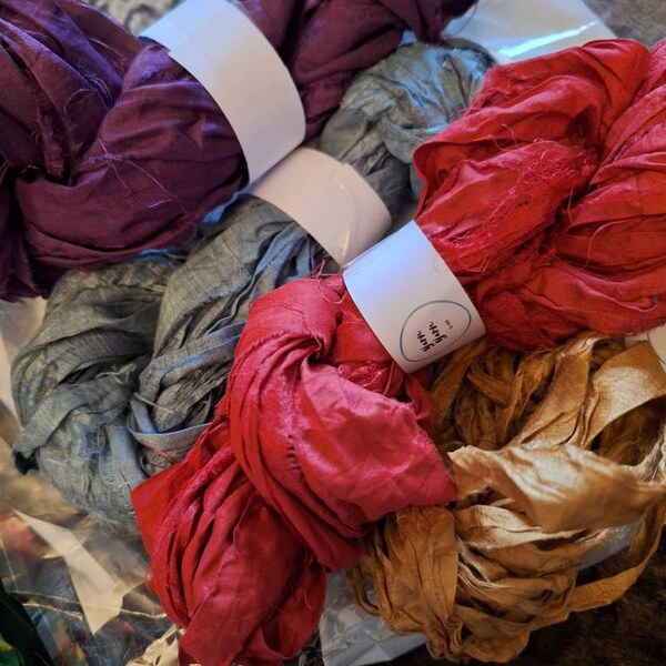 Banana Thrums. Yarn Spinning, Embroidery, Sewing. Silver Banana Fibres, Banana Fibres, Sewing ...