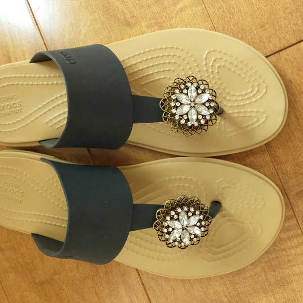 Silver and Marcasite on Gunmetal Hammer Finish Flip Flop Clips for ...