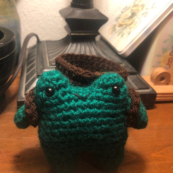 Frog With a Basket Crochet Pattern - Etsy