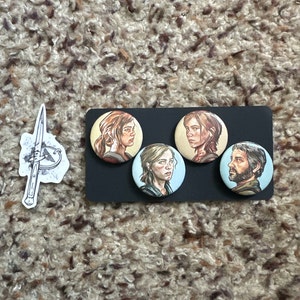 The Last of Us Pin Button Set Ellie Williams From Part 1, Part 2 1.25 ...
