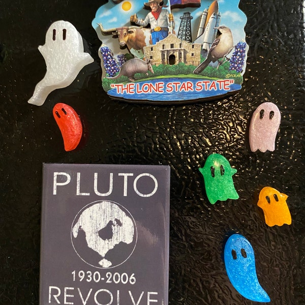 A Haunting of Ghosties - Magnets - Set of 5 or 10 Ghost Magnets ...