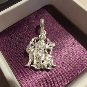 Spiritual Swastik Symbol Silver Pendant 92.5% Purity by Akshat Sapphire ...