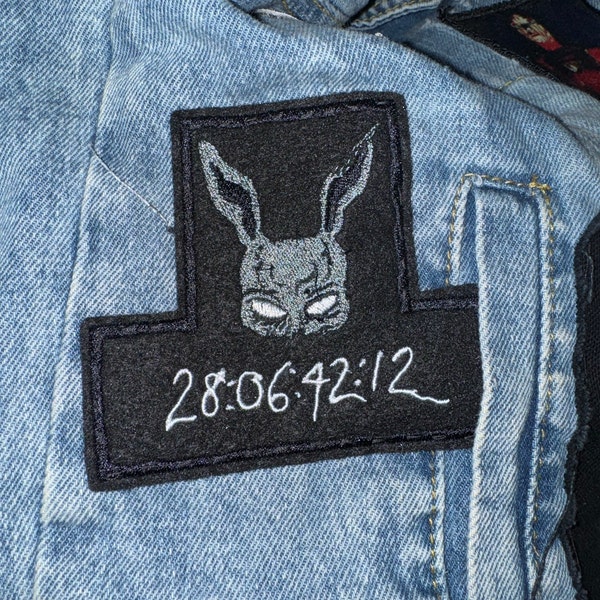 Scream What's Your Favorite Scary Movie Embroidered Sew-on / Diy Patch ...