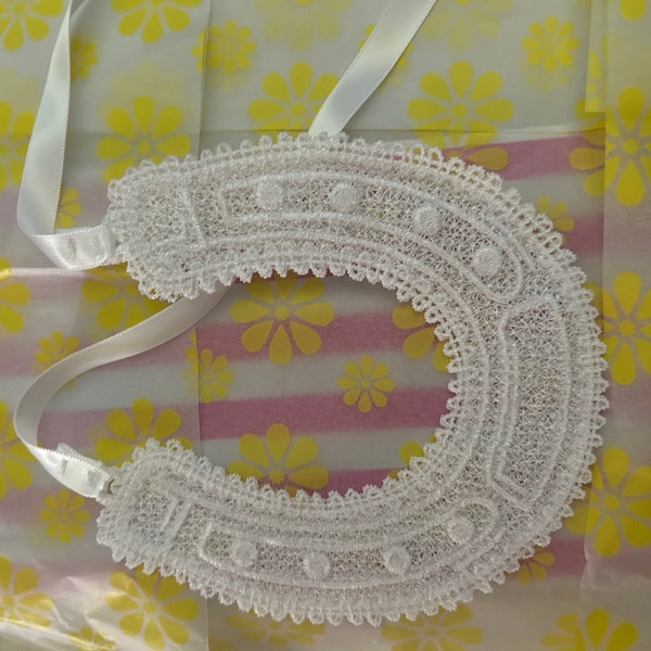 Wedding Horseshoe - Lace - Good Luck - Bride Present - Good Luck ...
