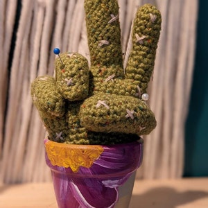 Cactus Hand CROCHET PATTERN / Amigurumi Cactus PDF English - Etsy