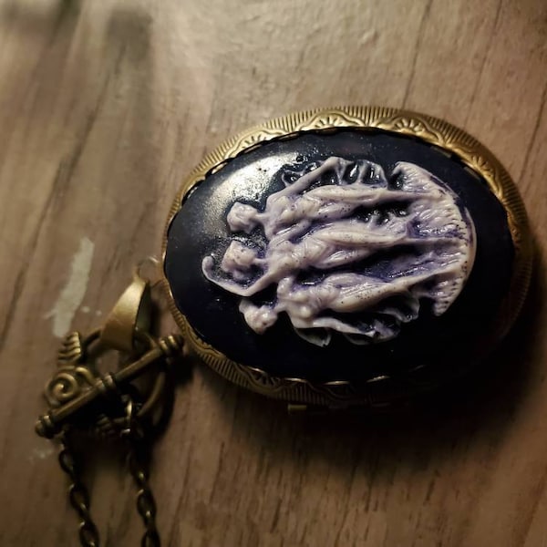 Gingy: Shrek-inspired Gingerbread Man Long Necklace With Crystal Beads ...