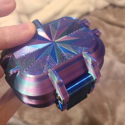 3D Printed Articulating Flexible Bearded Dragon Sensory Toy Gadget ...