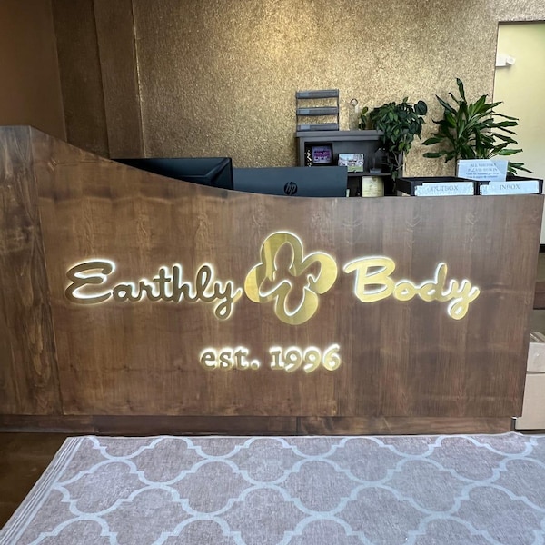 3D Backlit Sign, Dental Clinic Sign, Custom Gold Halolit Business Sign ...