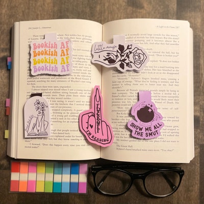 Let's Read Magnetic Bookmark, Bookmark , Page Holder, Bookish Merch ...