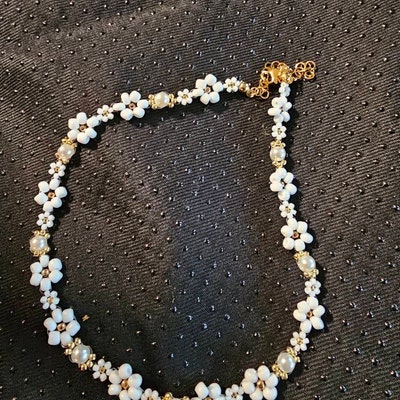 Flower Bead Necklace, Lavender Daisy Bead Necklace, Daisy Seed Bead ...