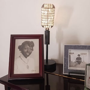 Illuminated Retro Microphone Lamp Metal Home Decor Vintage Microphone ...
