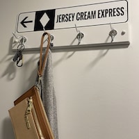 Diamond Ski Run Sign, Personalized Ski Arrow Mountain Lodge Sign ...